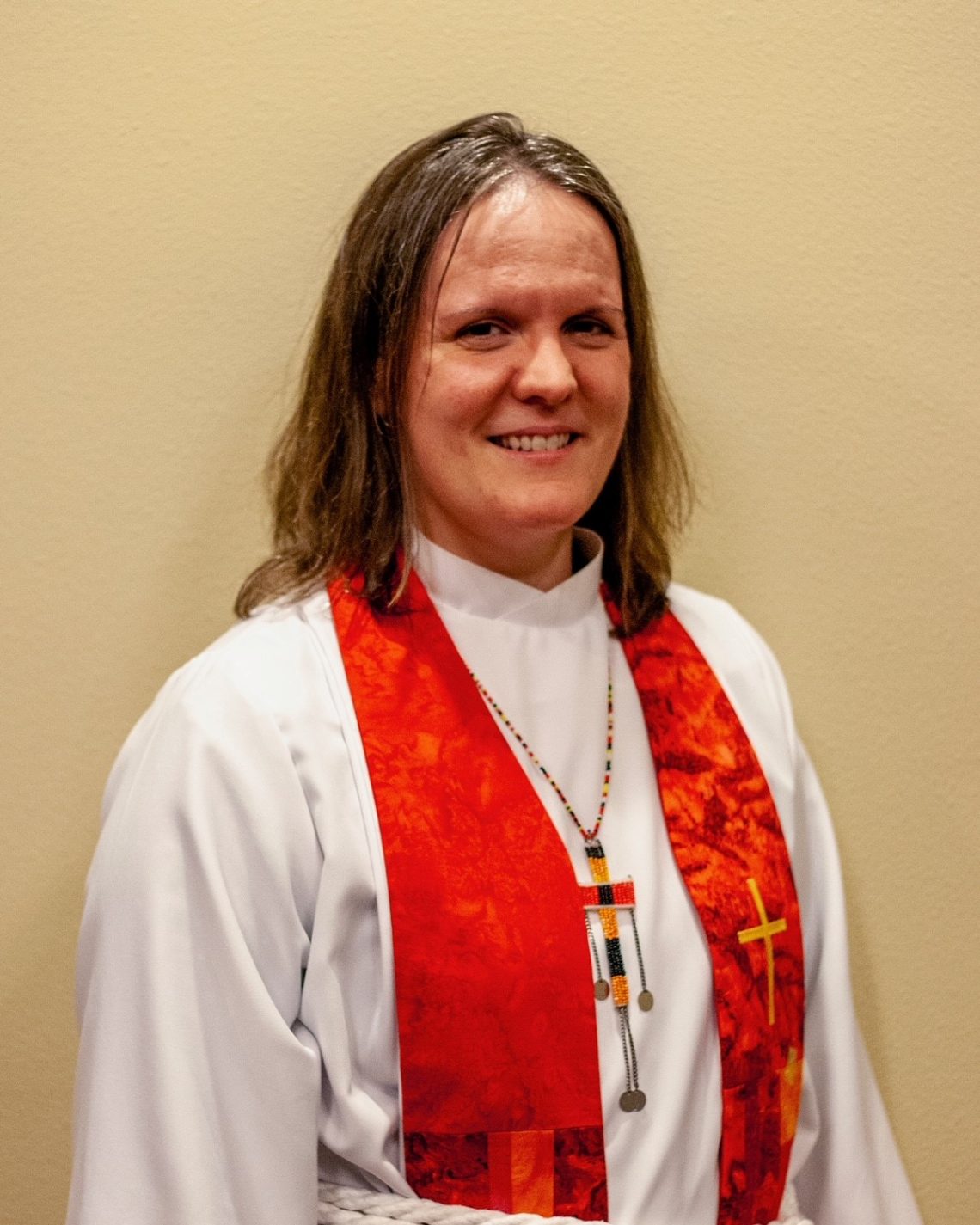 Pastor Sarah Larson – Resurrection Lutheran Church